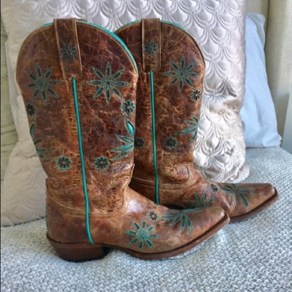 Shyanne | Shoes | Shyanne Cowgirl Boots | Poshmark